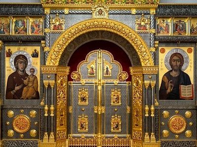 Why must a church have an iconostasis and curtain over the Royal Doors? / OrthoChristian.Com