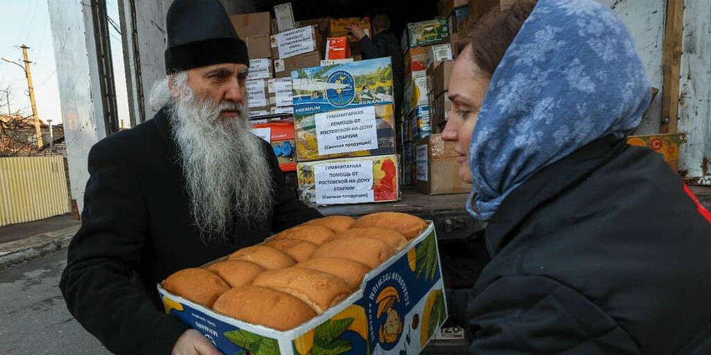 Acts of love throughout the Orthodox world / OrthoChristian.Com