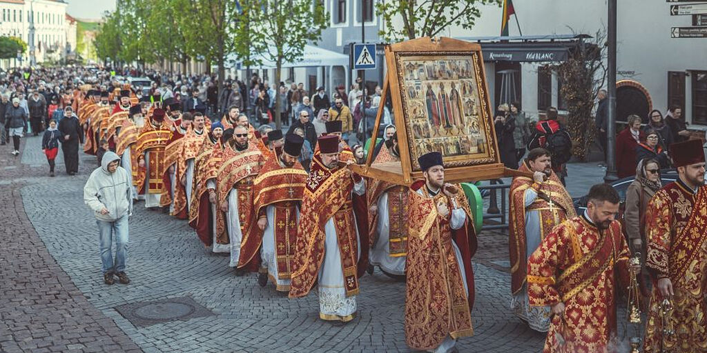 Lithuania: Thousands participate in procession for Church unity ...