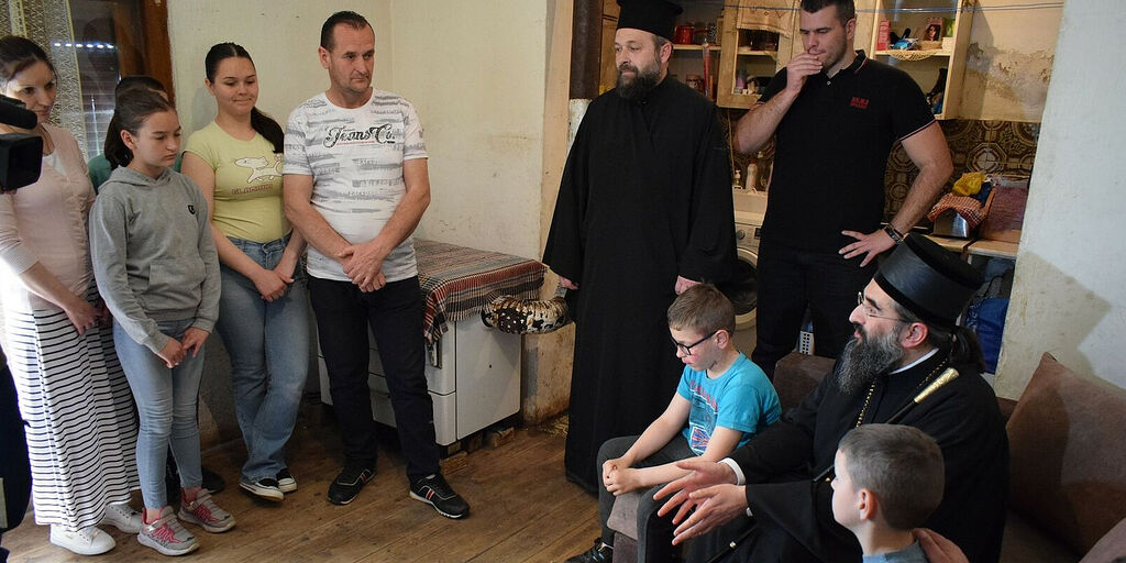 Serbian diocese building houses for poor families / OrthoChristian.Com