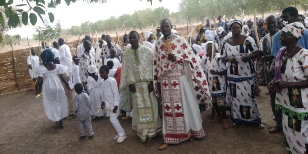 Mass Baptism celebrated in Cameroon (+VIDEO) / OrthoChristian.Com