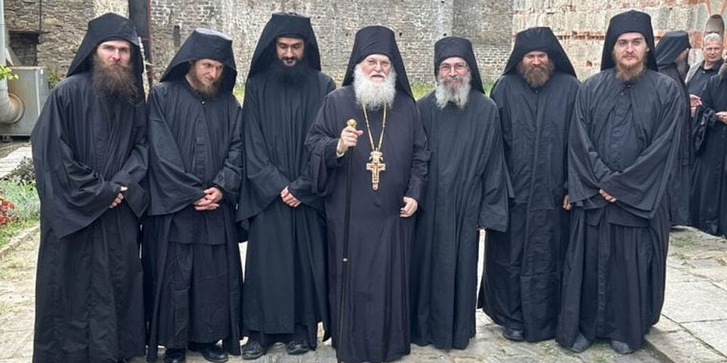 Mt. Athos: Five monks tonsured at St. Andrew’s Skete / OrthoChristian.Com