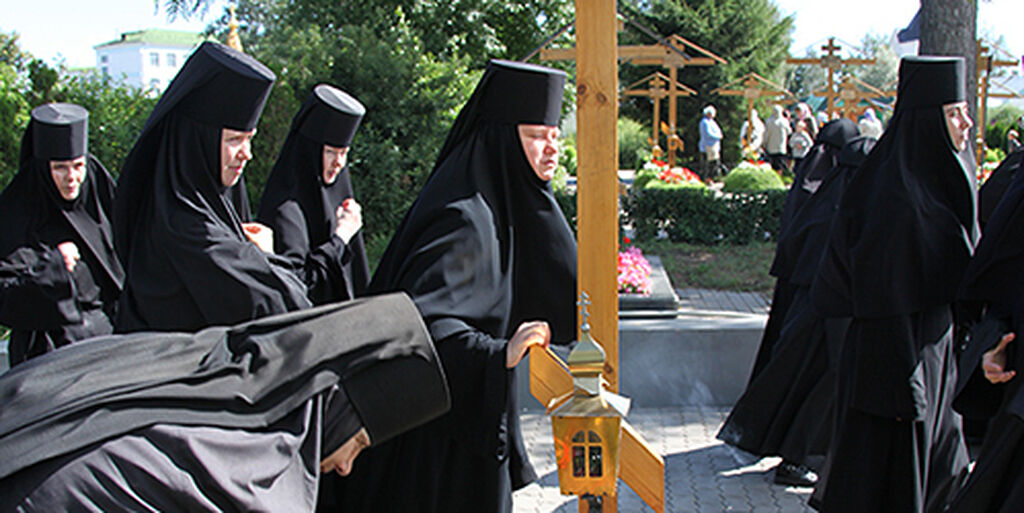 Miraculous Help From the Holy Abbess. Sarov Monastery / OrthoChristian.Com