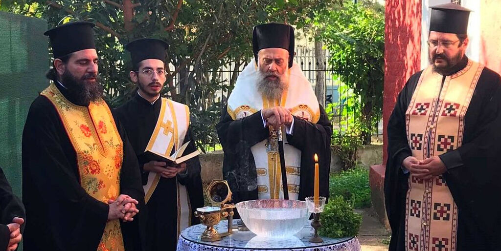 Greek diocese has distributed nearly 100,000 meals since September ...