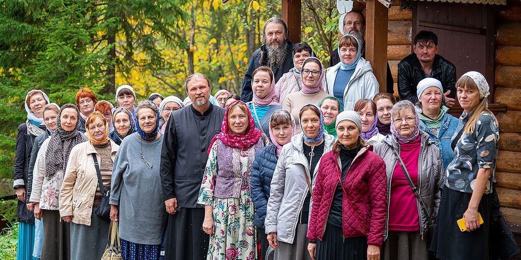 Supporting the Church / OrthoChristian.Com