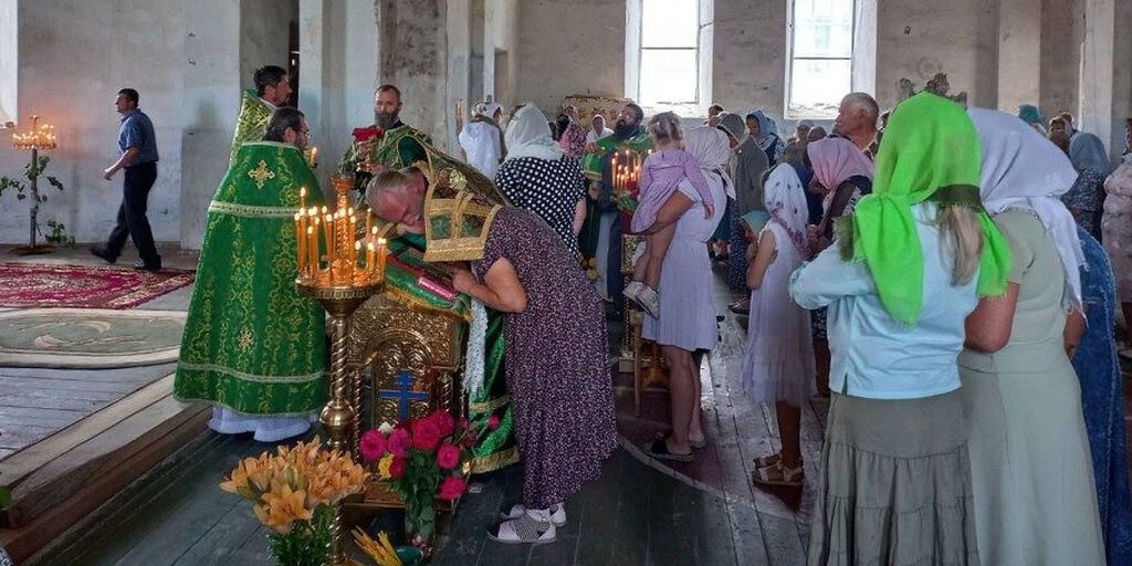 First Liturgy in Ukrainian village church in 90+ years / OrthoChristian.Com