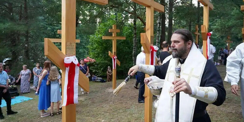 100 crosses erected on Poland’s holy mountain in honor of centenary of ...
