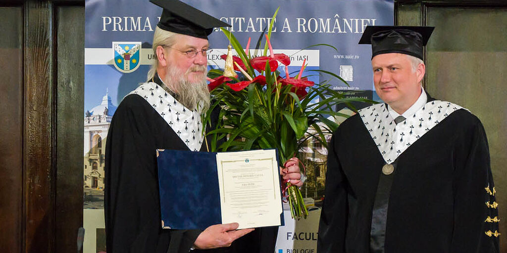 Fr. John Behr receives honorary doctorate from Romanian university ...