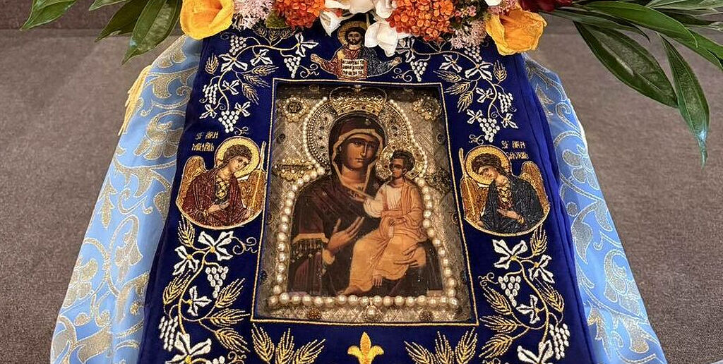 Historic First: Wonderworking Hawaiian Iveron Icon visits Kauai Mission ...