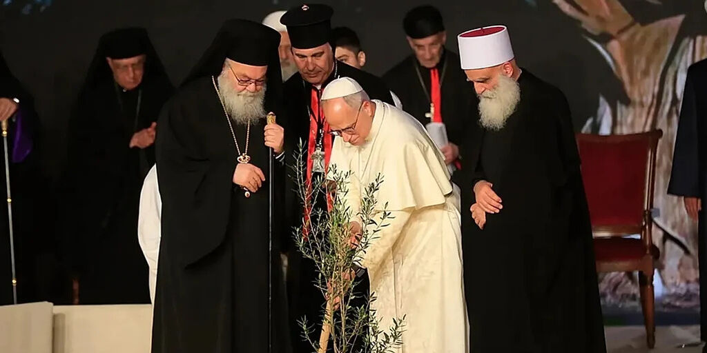 Patriarch John of Antioch, Pope Leo, and Druze leader plant olive tree ...